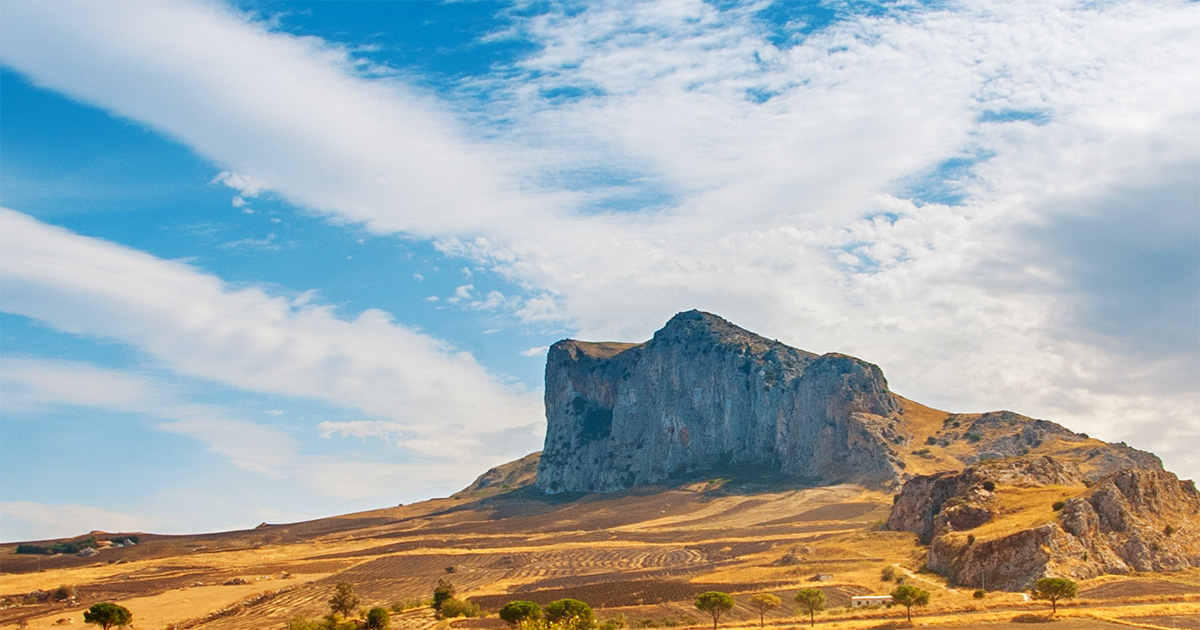 Sicily + Ficuzza: Waterfalls, giant rocks, and ghosts